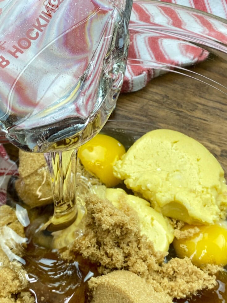 Southern Pecan Pie Cake Recipe - Back To My Southern Roots