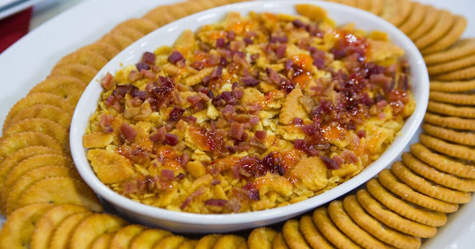 17 Delicious Ritz Cracker Dip Appetizer Recipes - Back To My Southern Roots