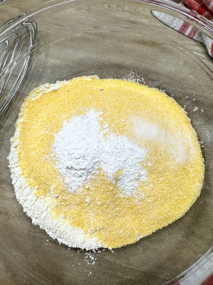 Easy Mexican Cornbread Casserole With Ground Beef - Back To My Southern ...