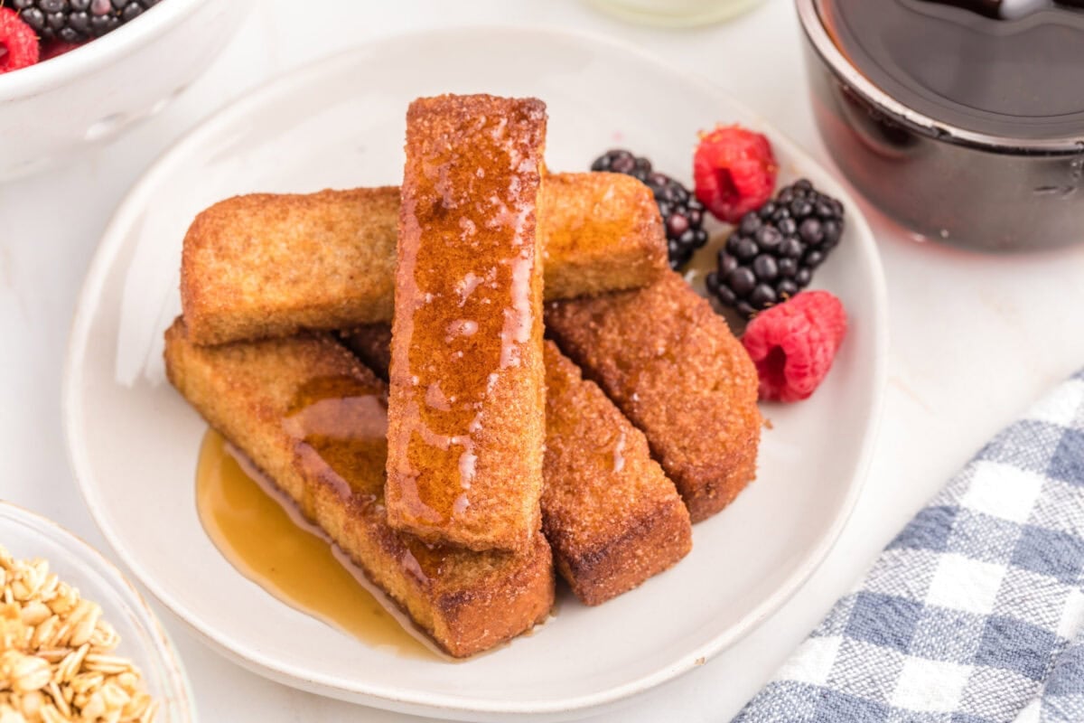 Easy Frozen French Toast Sticks In The Air Fryer - Back To My Southern ...