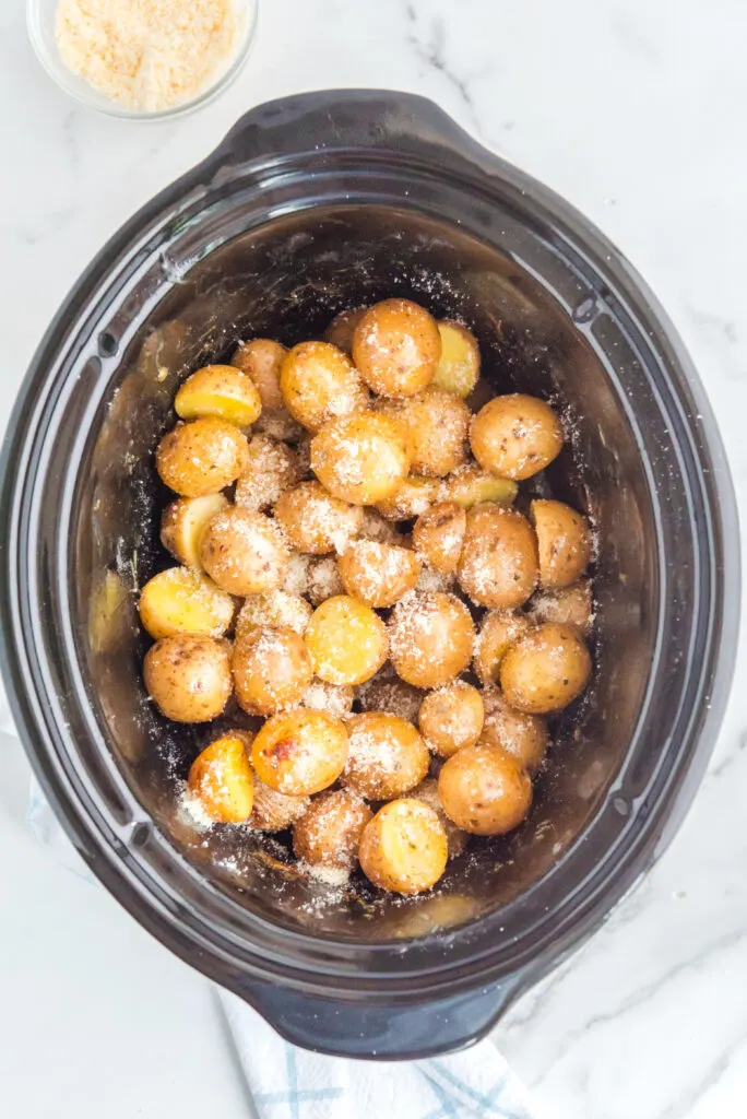Slow Cooker Baby Potatoes - Back To My Southern Roots
