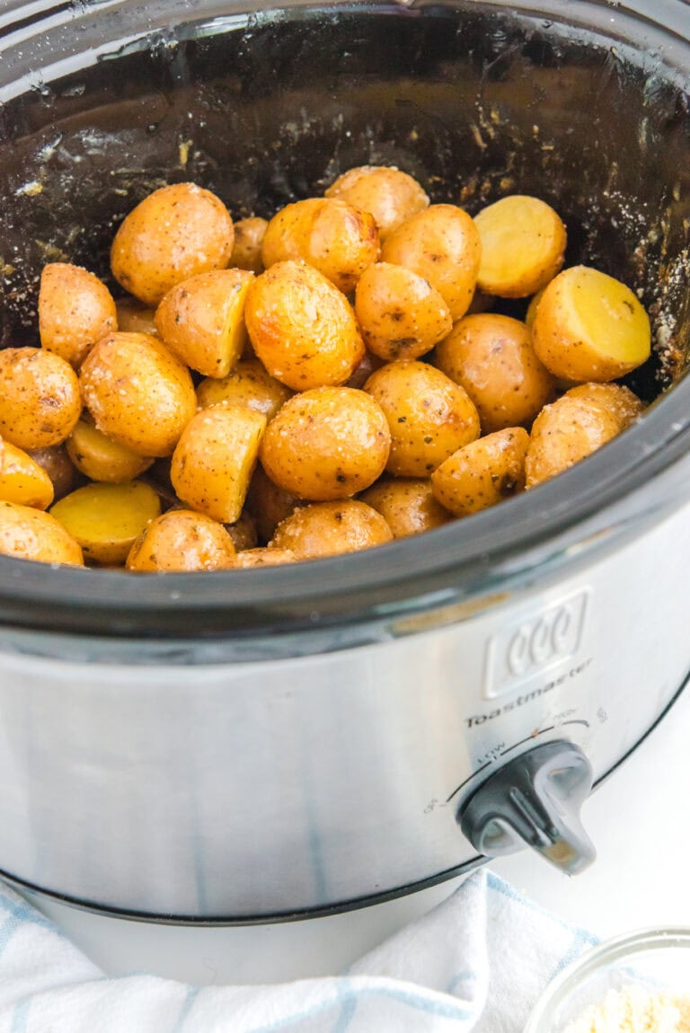 Slow Cooker Baby Potatoes - Back To My Southern Roots