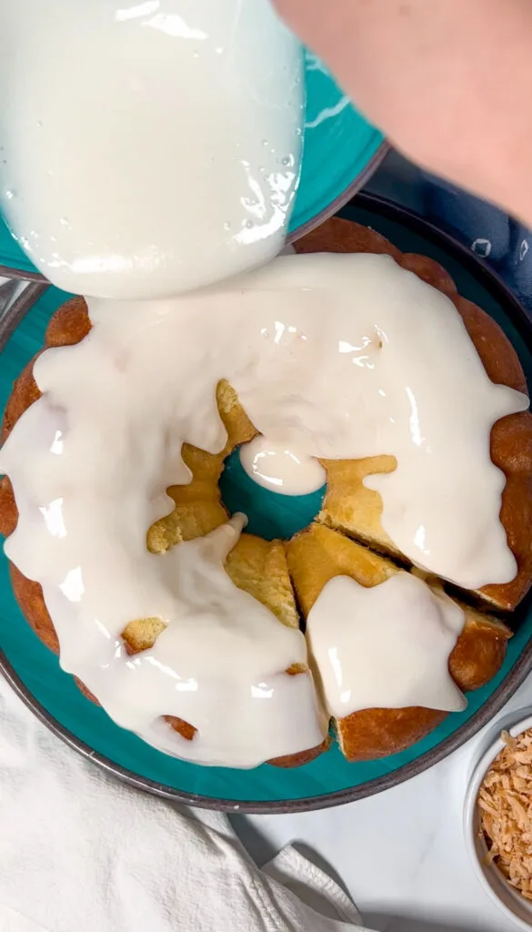 Southern Louisiana Crunch Cake Recipe - Back To My Southern Roots