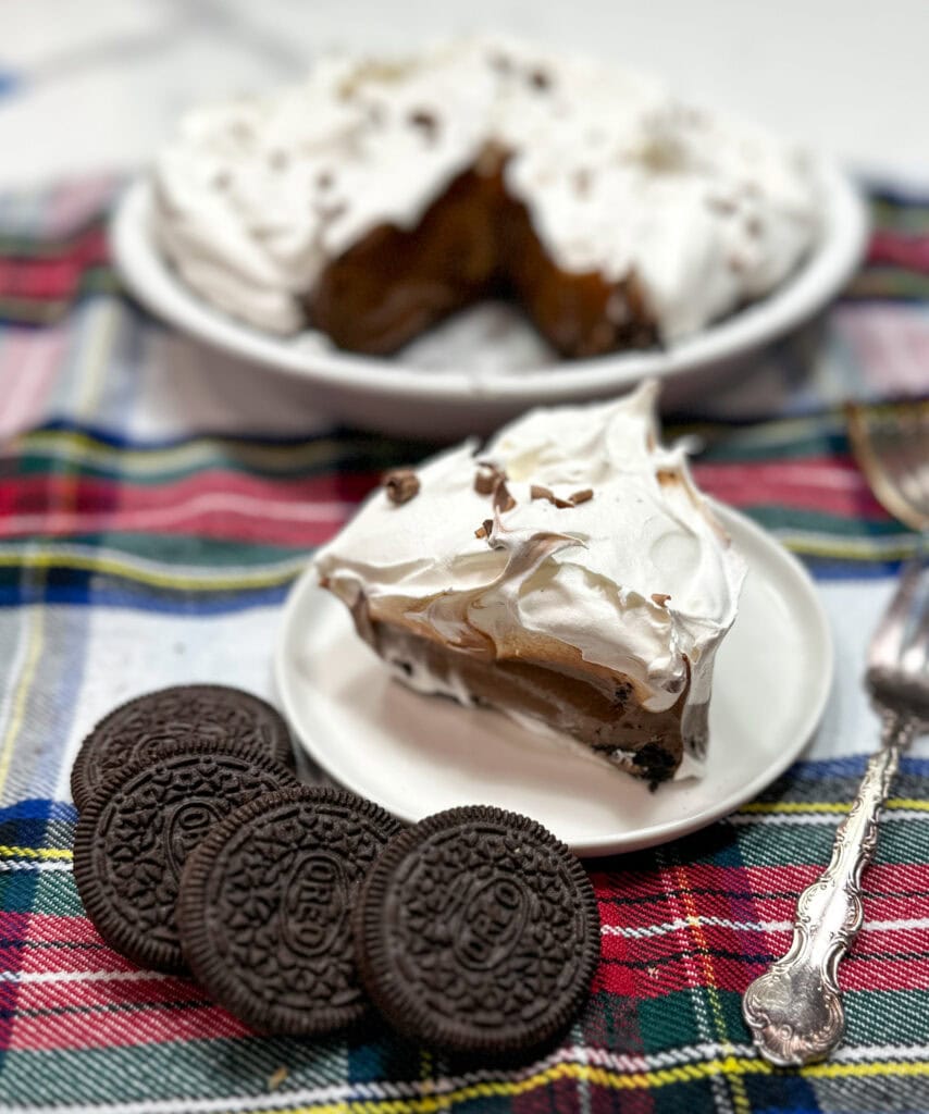 Copycat Bakers Square French Silk Pie - Back To My Southern Roots
